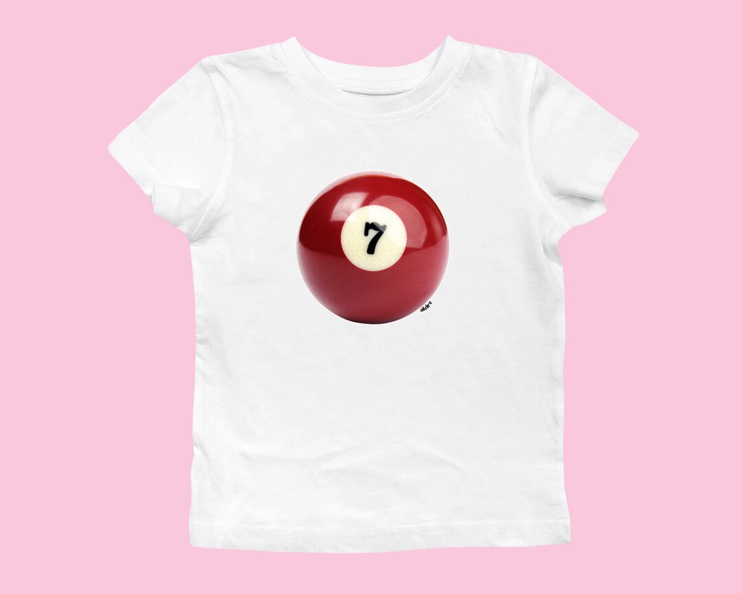 Lucky Ball 7 Graphic Baby Tee, Billiard Pool Ball 7 T-shirt, Trendy Y2K ...