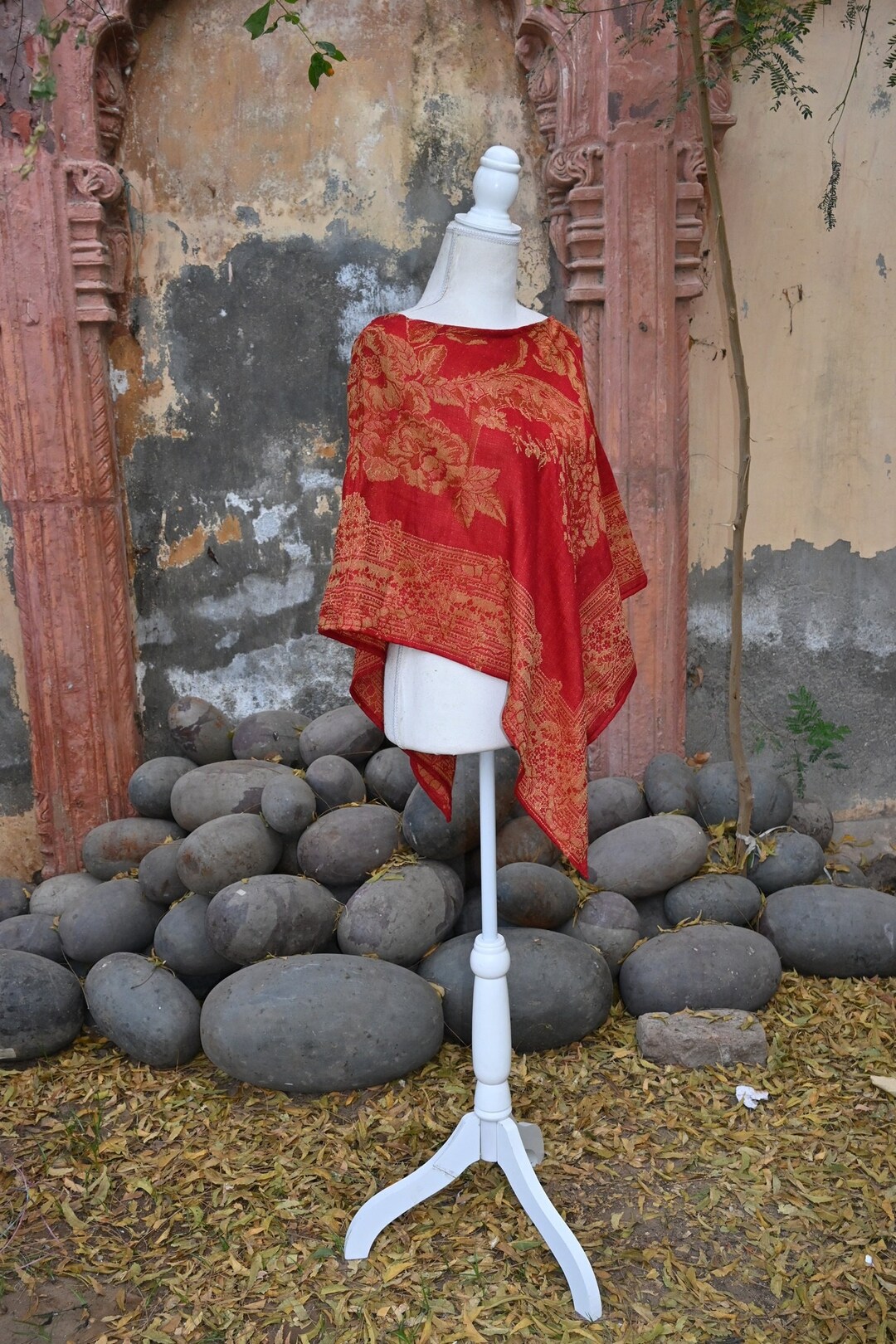 Scarlet Red Winter Poncho Cape, Handwoven Poncho, Knitted Poncho ...