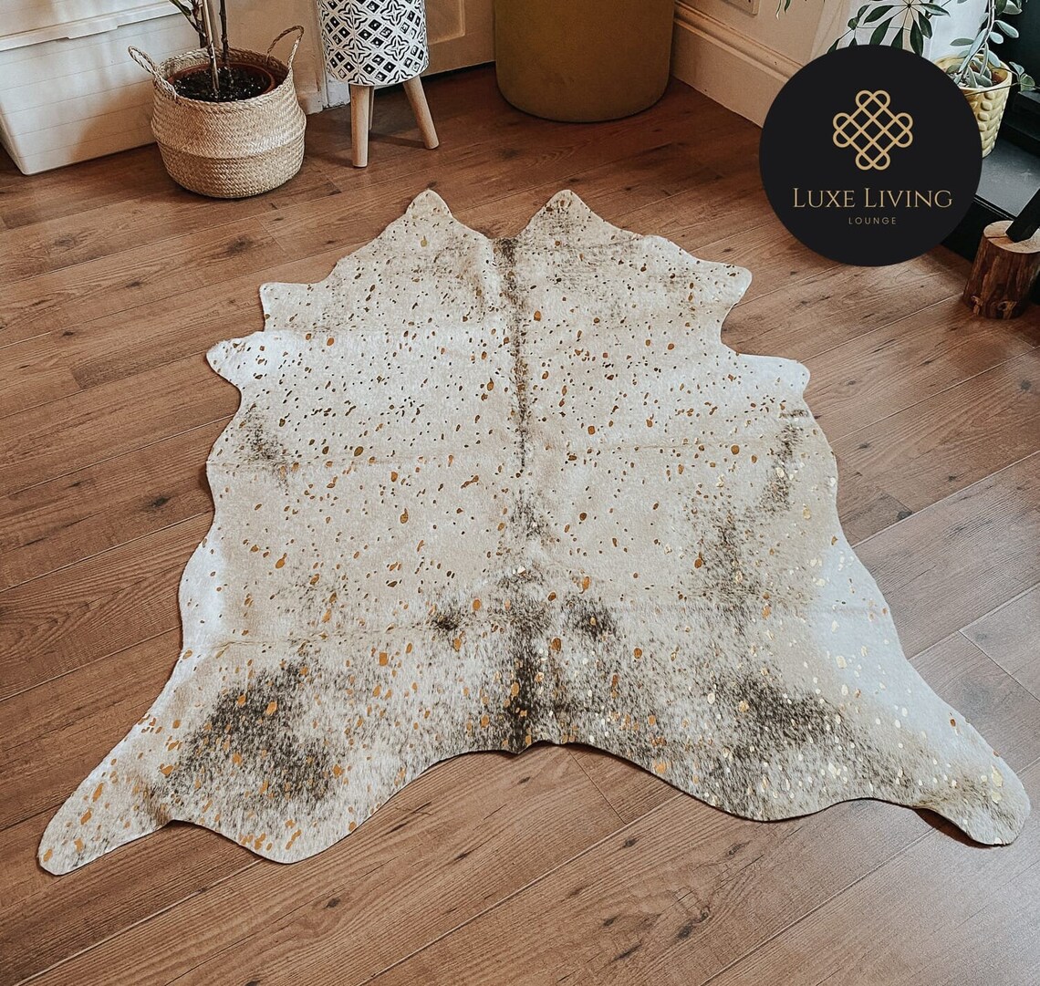 Luxe Neutral Chic Faux Fur Cowhide With Metallic Gold Spots | Bedroom ...