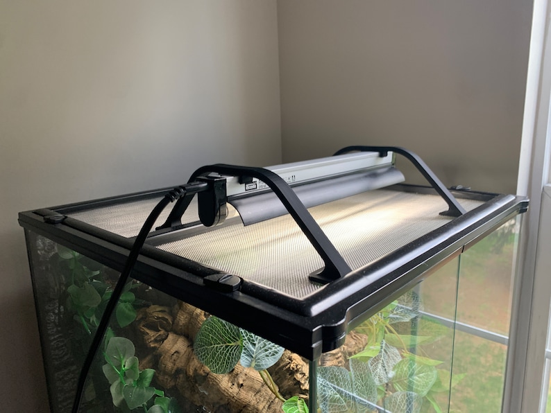 Universal T5 UVB Light Stand - Etsy