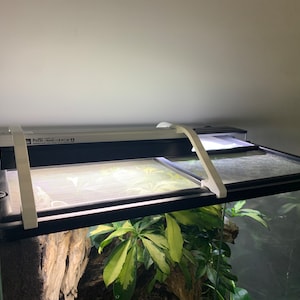 T5 UVB Light Stand for Exo-terra Terrariums (small - Large) - Etsy