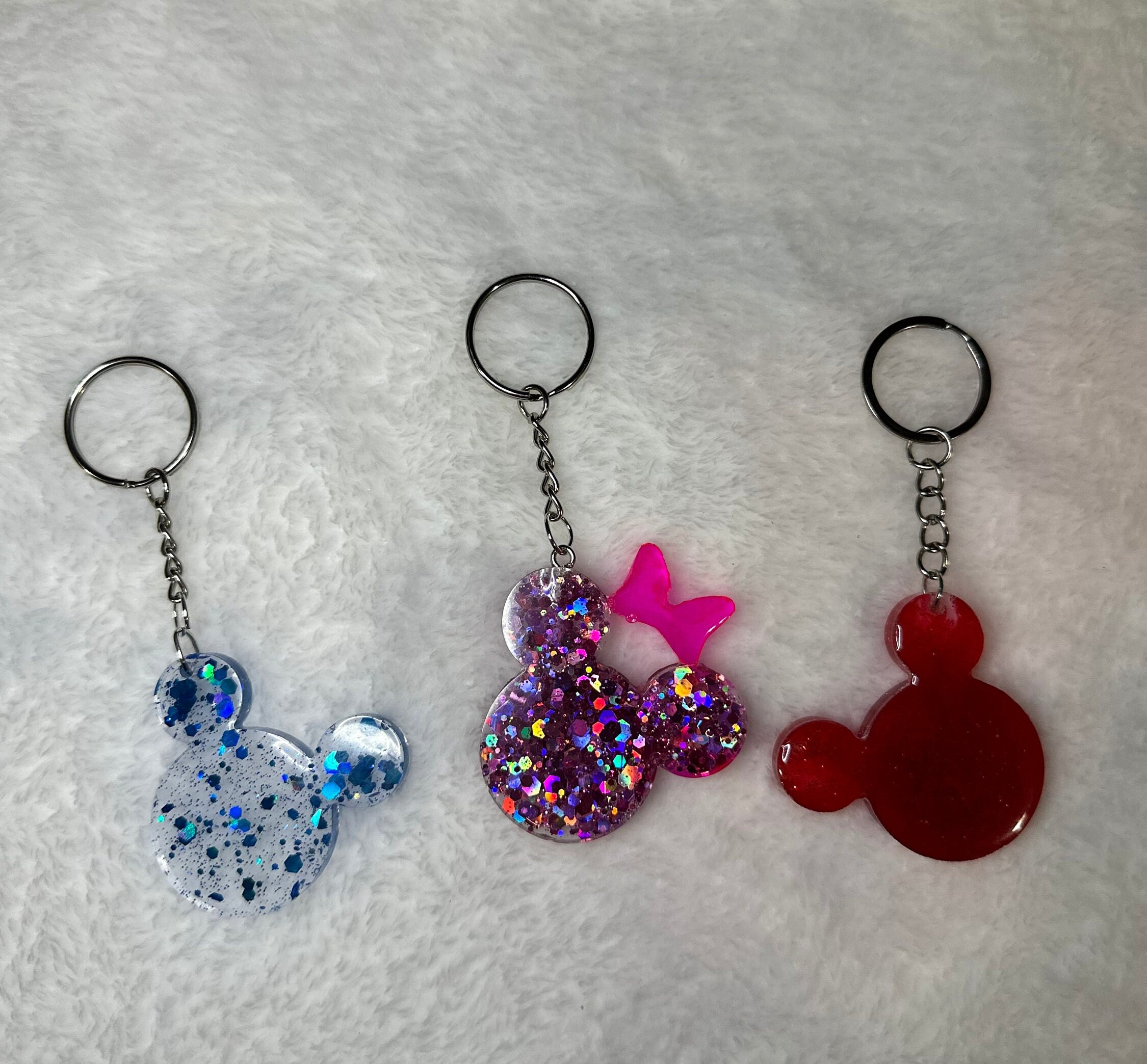 Mickey Mouse and Minnie Mouse Resin Keychains - Etsy