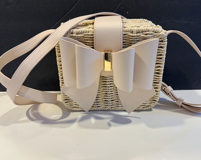 Retro White Bow Straw Purse Crossbody by Like Dreams Box Bowtie Purse ...