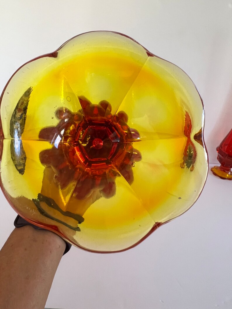 Vintage Vase LE Smith Amberina Red Yellow Flame Swung Pedestal Art ...