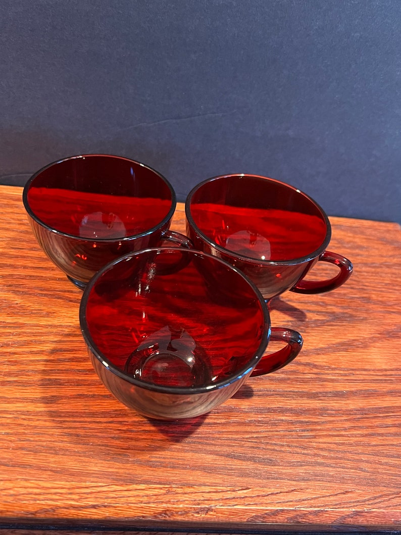 Vintage Anchor Hocking Vintage Ruby Red Cups & Saucers 3 Desert Plates ...