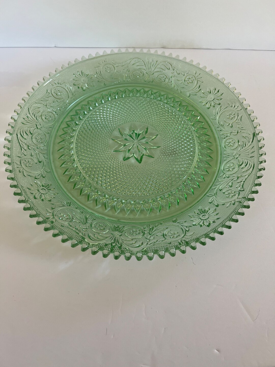 Vintage Indiana Chantilly Green Sandwich Glass Dish Tray Pressed Glass ...