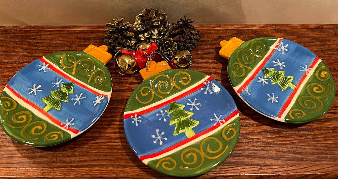 Festive Christmas Tree Serving Dish Set of 3 Ceramic Appetizer Plates ...