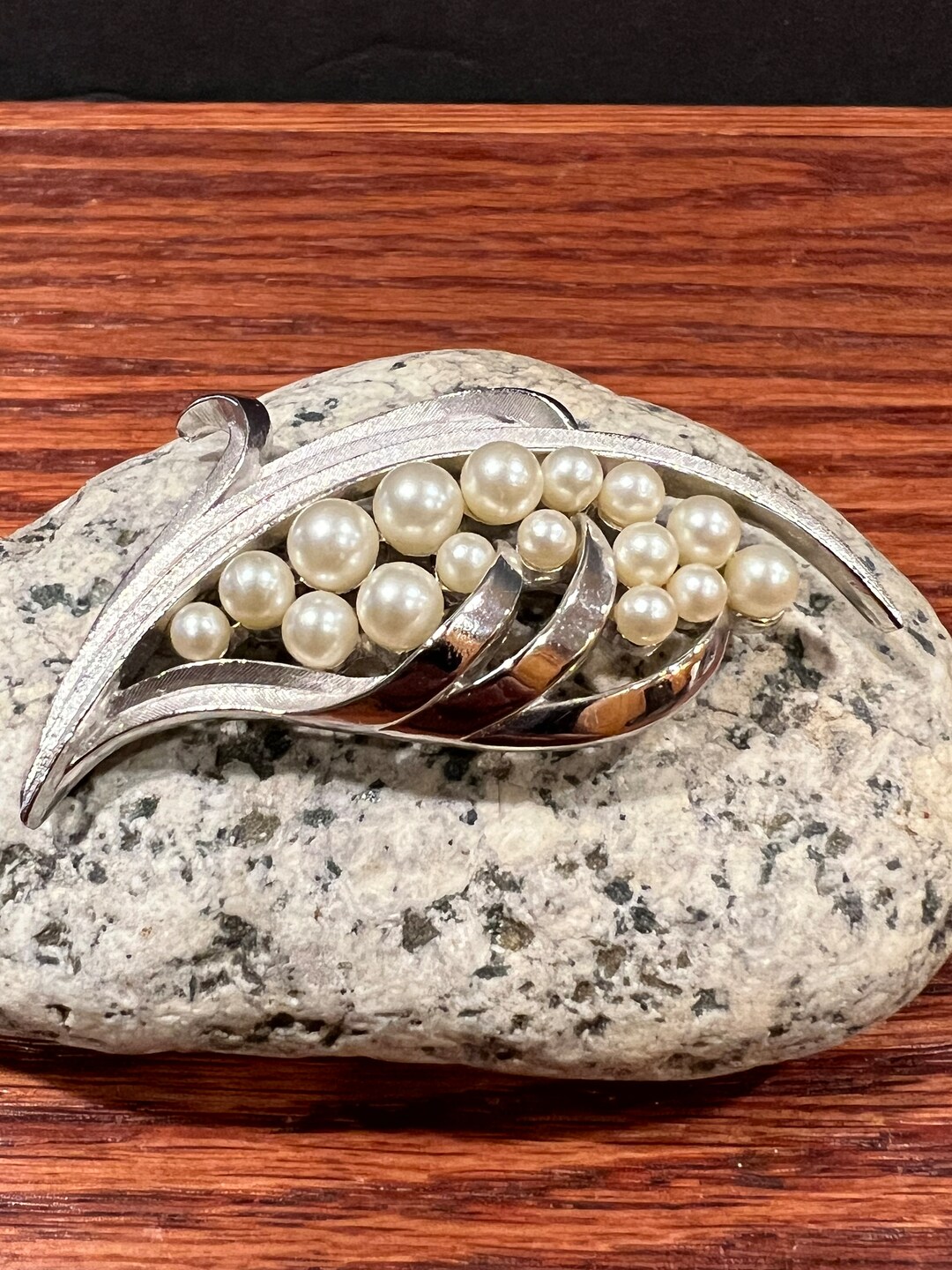 Vintage Crown Trifari Pearl Brooch, Leaf Silver Tone Faux Pearl Coat ...