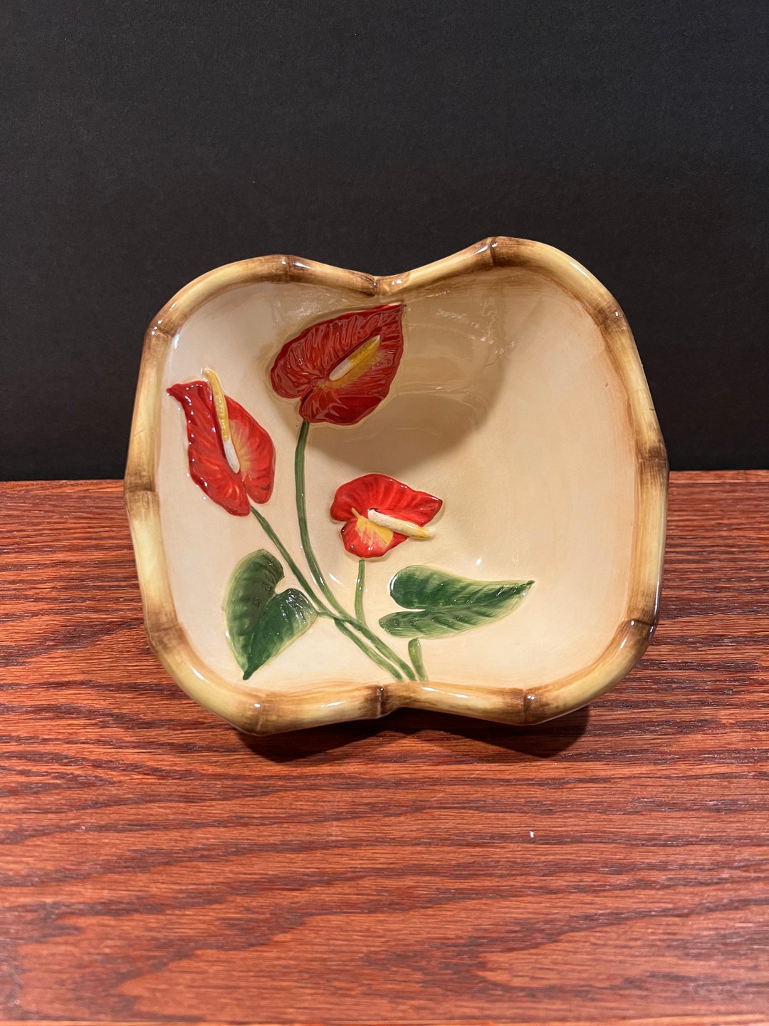 Anthurium Red Flower Square Bowl | Pacific Rim Majolica PCM13 ...