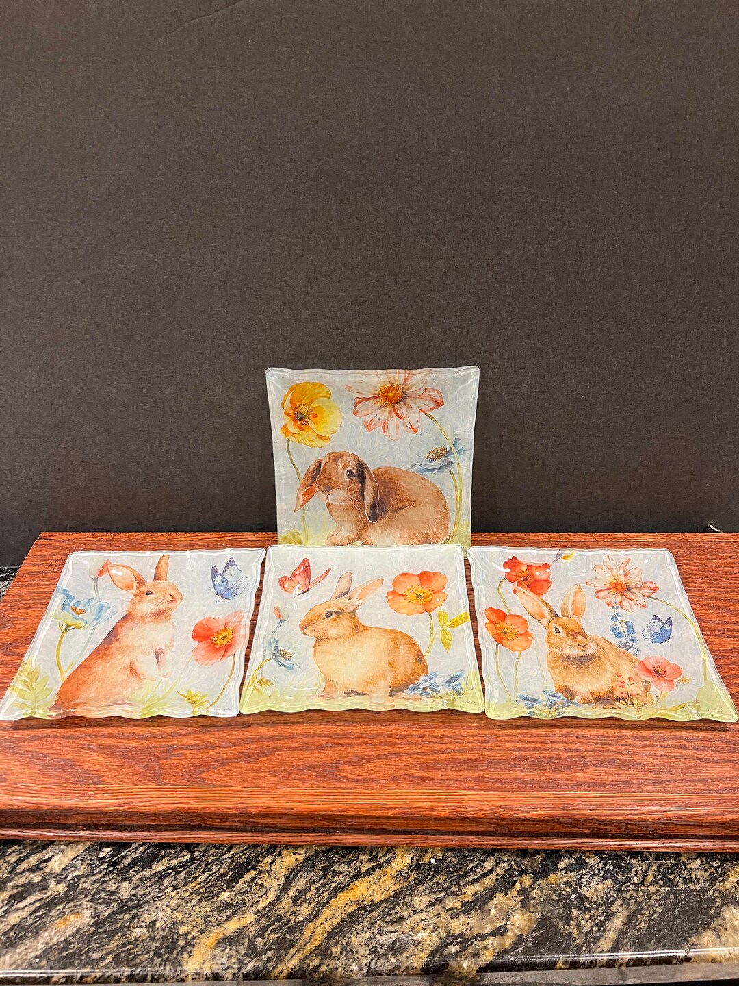 Lisa Audit Adorable Bunny Rabbit Plates Set of 4 Vintage Glass Easter ...