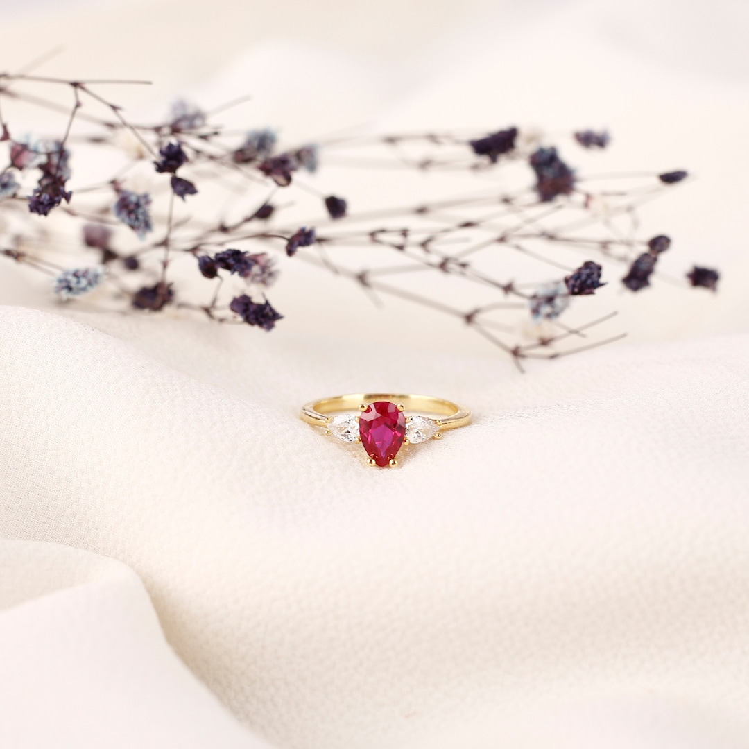 Drop Cut Ruby Gold Ring, 18k Ruby Engagement Ring, Solid Gold Ring ...