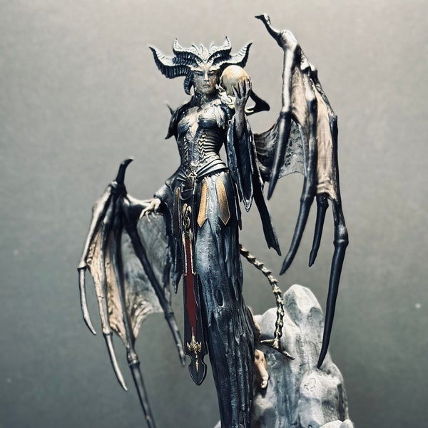 Lilith Statue - Etsy
