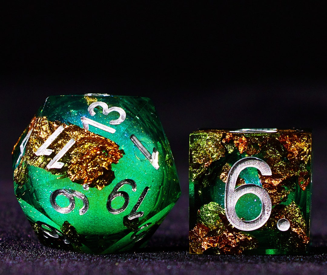 New Arrivals Liquid Core DND Dice Set , Handmade Sharp Edge RPG Dice ...