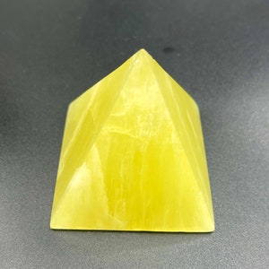 168.95gram Beautiful Natural Yellow Calcite Handmade Pyramid From ...