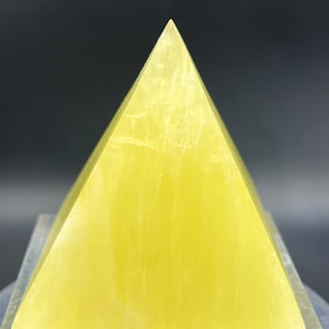 168.95gram Beautiful Natural Yellow Calcite Handmade Pyramid From ...