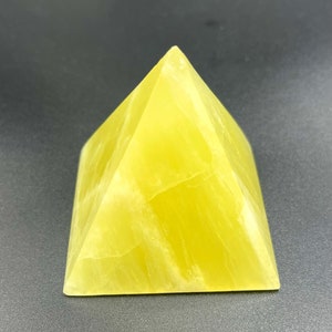 168.95gram Beautiful Natural Yellow Calcite Handmade Pyramid From ...