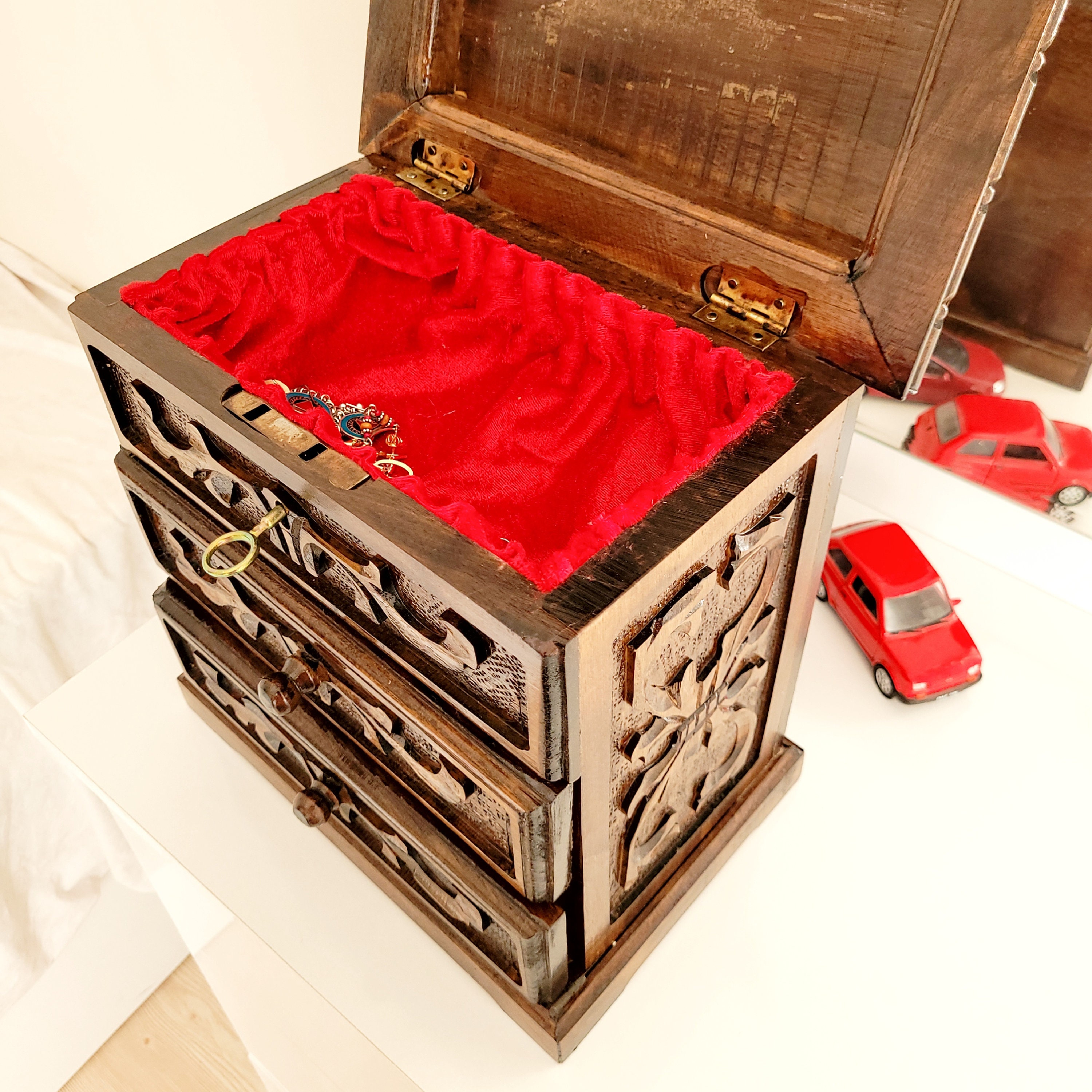 Walnut Carved Wooden Jewelry Box, Locking Jewelry Box With Drawers and ...