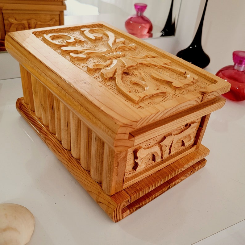 Hand Carved Wood Jewelry Box, Walnut Box With Lid ,secret Locked Chest ...