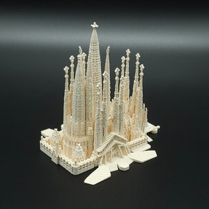 Sagrada Familia Model Iconic Barcelona Landmark Artistic Decor Piece 3D ...