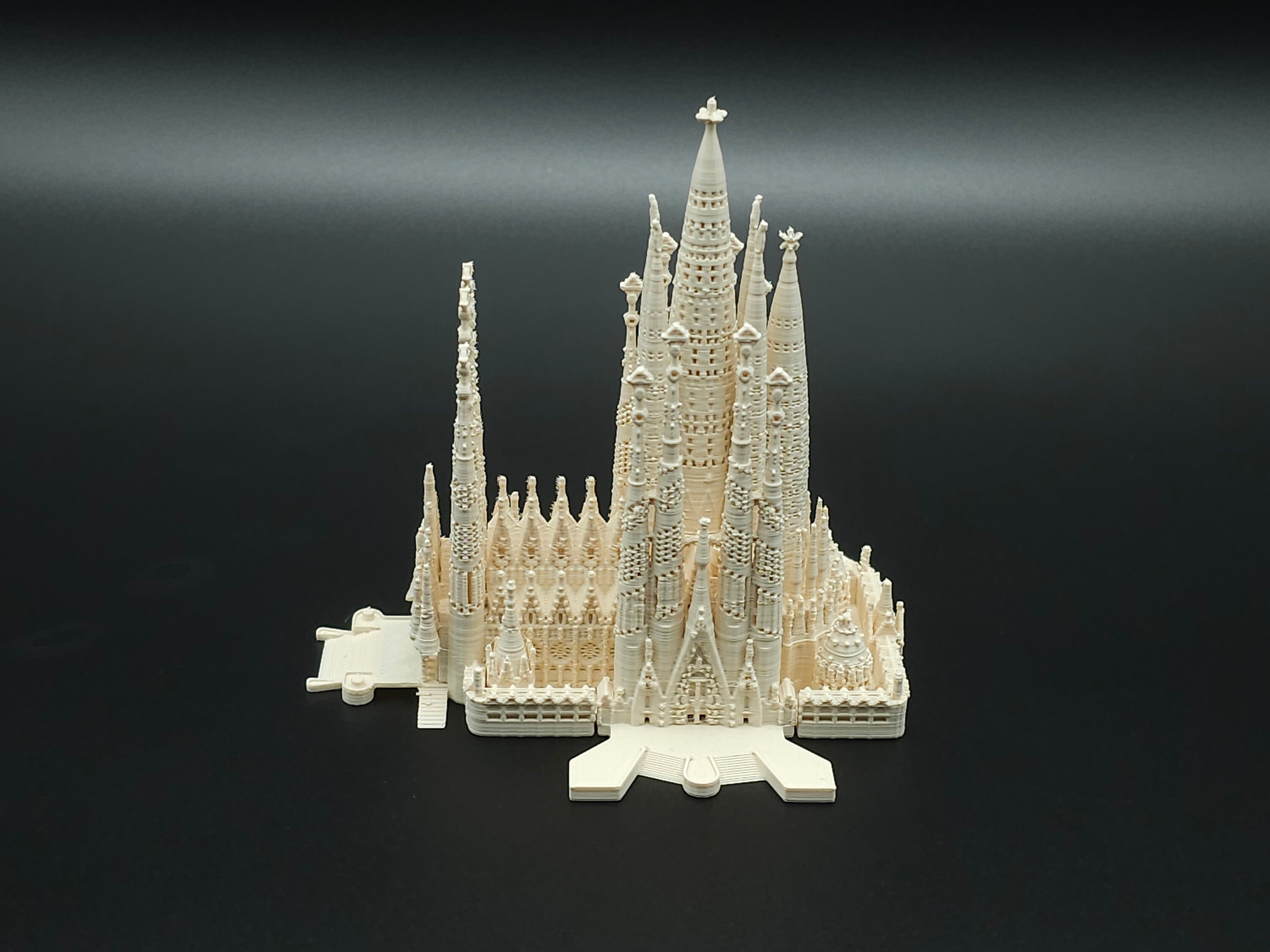 Sagrada Familia Model Iconic Barcelona Landmark Artistic Decor Piece 3D ...