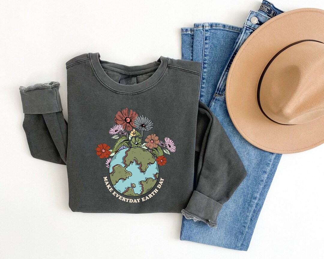 Comfort Colors Make Everyday Earth Day Crewneck Sweatshirt ...