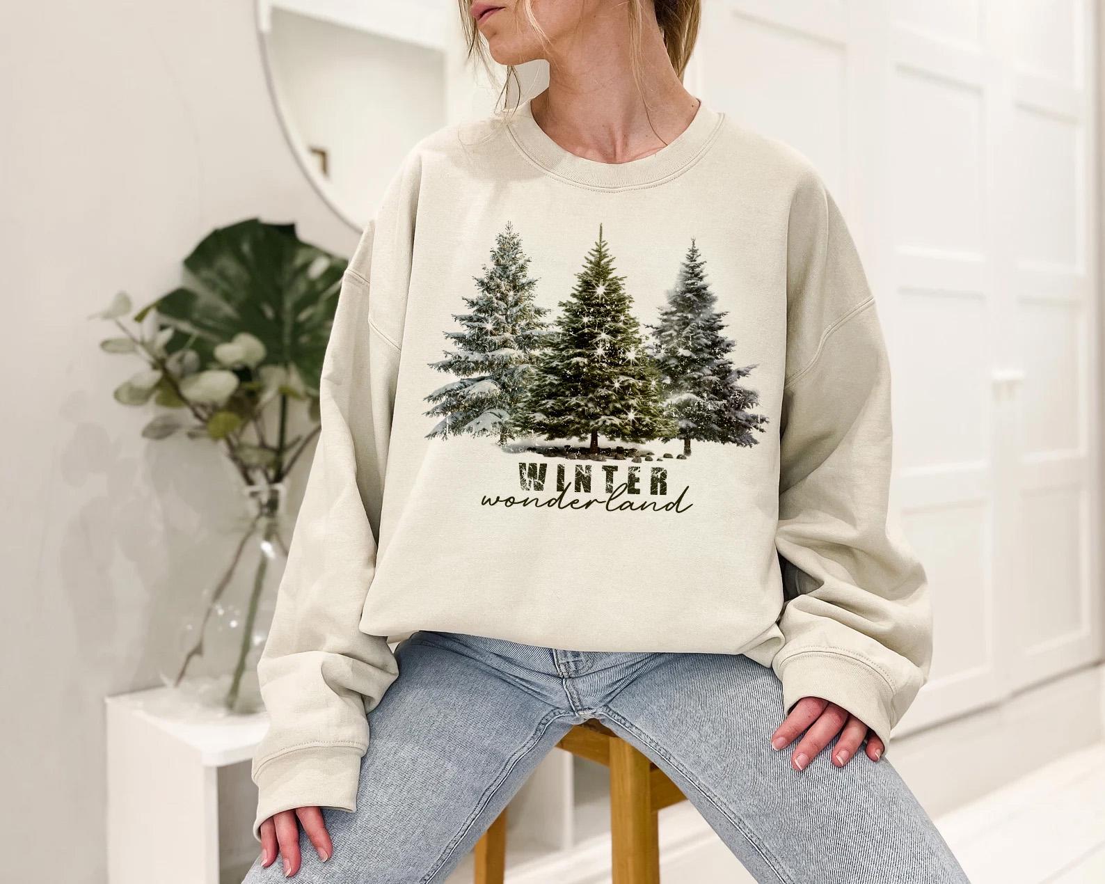 Gildan Sweatshirt for Winter Lovers - "winter Wonderland" Print ...