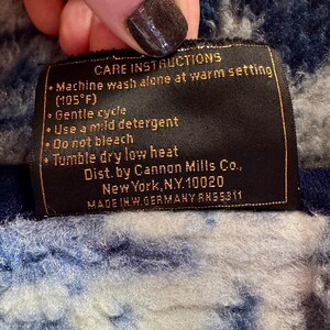 Vintage 1990's Cannon Ibena Reversible Blue & White Unicorn Blanket ...