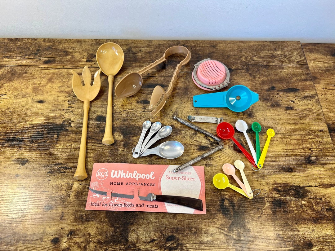 Vintage LOT OF 11 Miscellaneous Kitchen Utensils Retro Kitchenalia Gift ...