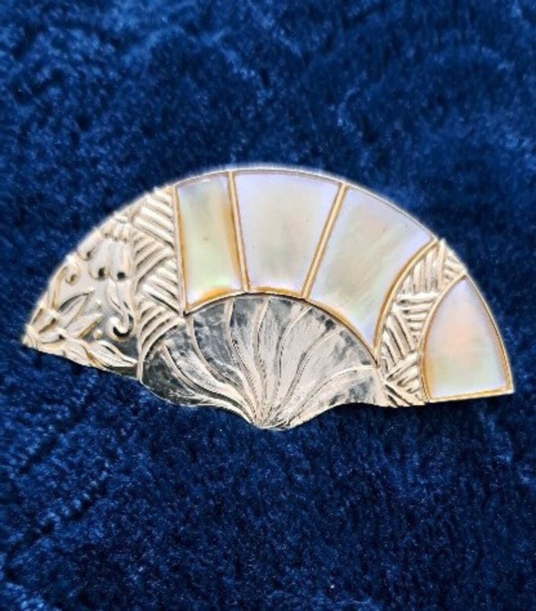 Vintage DURI, Abraxas Art Deco Mother of Pearl Fan Brooch, Circa 1980 ...