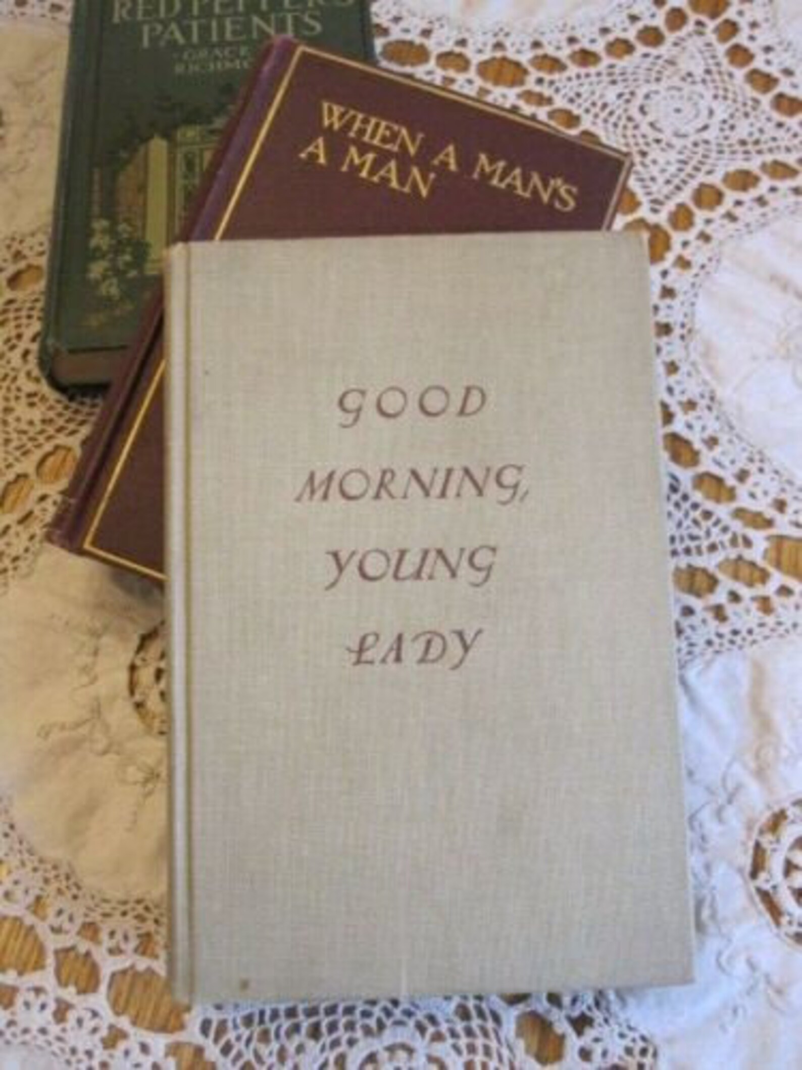 VINTAGE FARMHOUSE BOOKS Lot of 6 Cottage Romance Inspired Collection ...