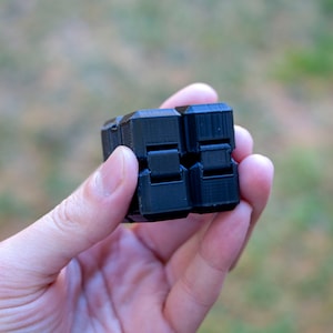 Fidget Cube - Infinity Cube - TIK TOK Infinity Cube- Sensory Toy ...