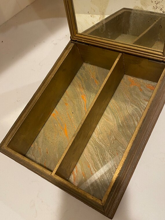 Antique Jewelry Box with Lithograph print - Gem