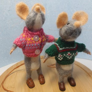 Mouse in Pink Sweater, Needle Felted Girl Mouse, Collectible Mouse ...