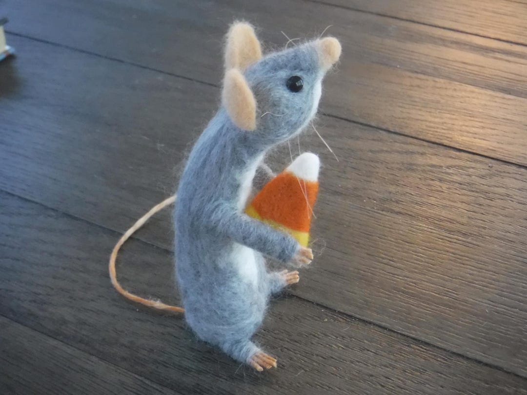 Mouse With Candy Corn, Needle Felted Mouse for Halloween, Needle Felt ...