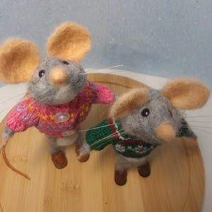 Mouse in Pink Sweater, Needle Felted Girl Mouse, Collectible Mouse ...