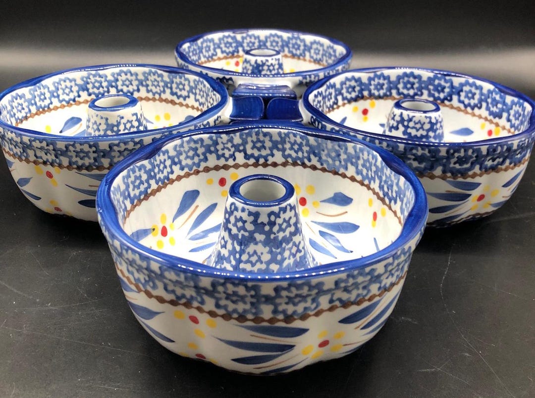 Set of 4 Vintage Temptations Old World Blue, Bundt Pans, Presentable ...