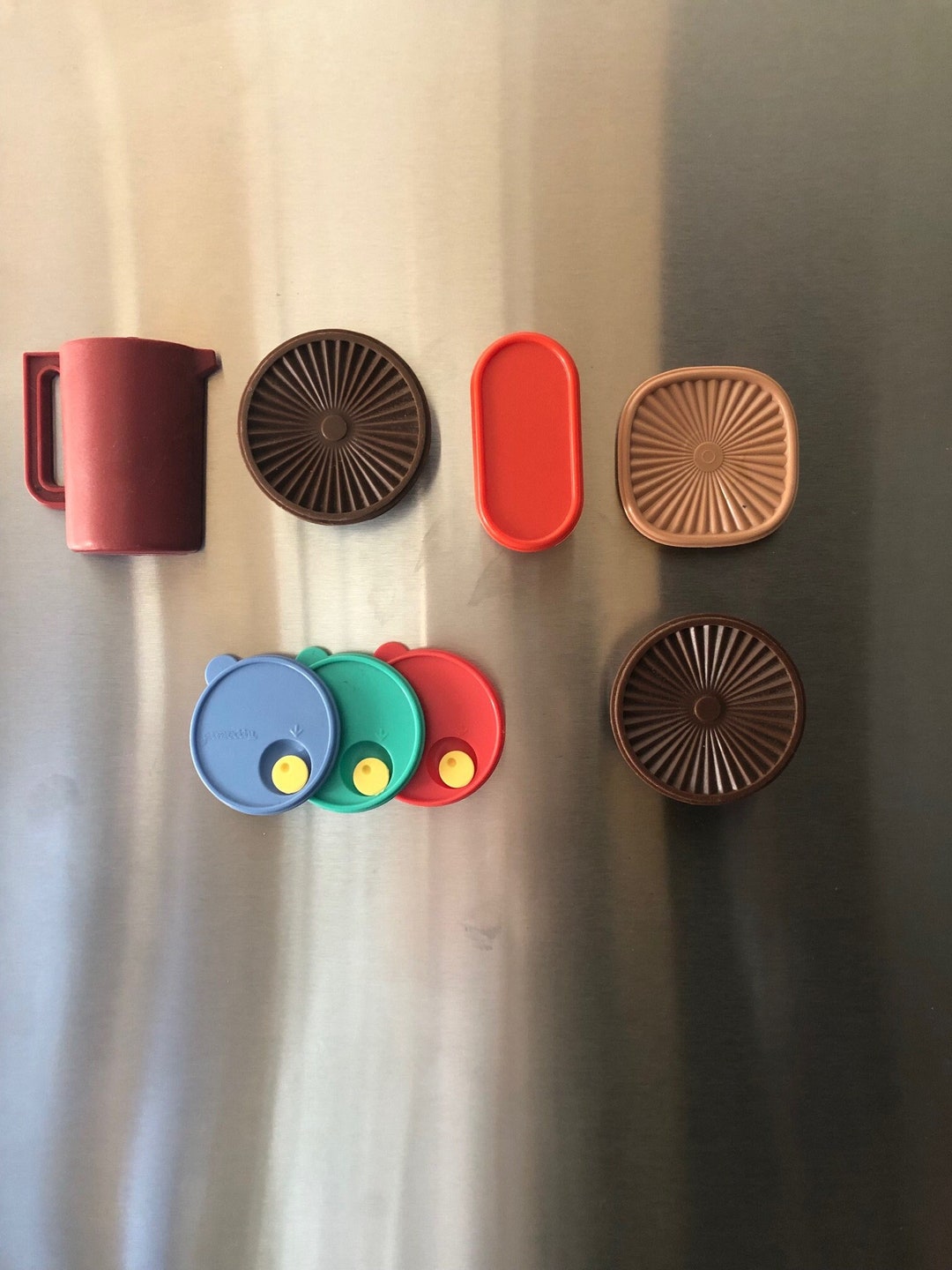 Set of 6 Vintage Tupperware Magnets, Set Includes Pitcher, 4 Lids, Oval ...