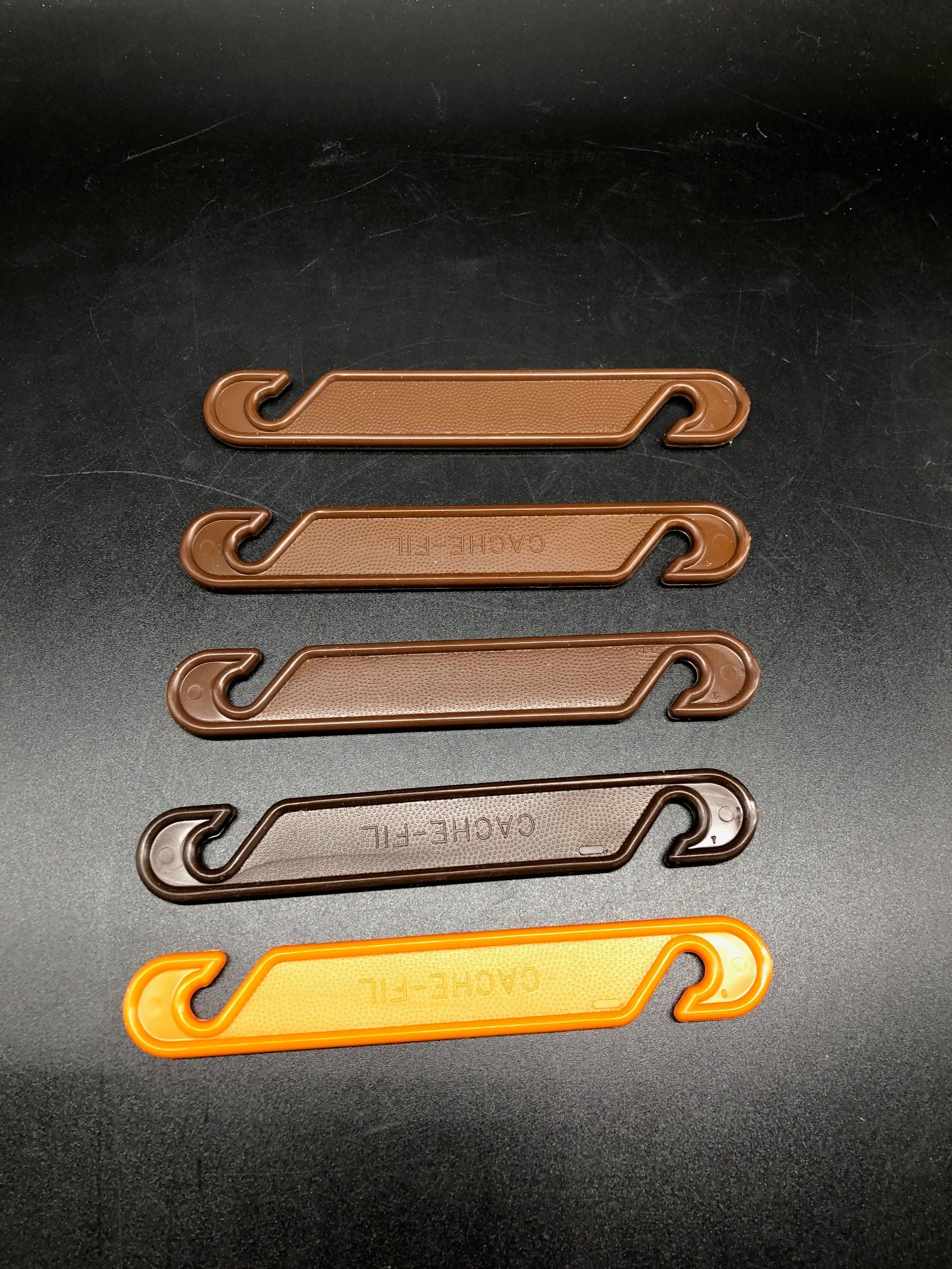 Set of 5 Vintage Tupperware Cord Shorteners, Brown & Orange, Mint ...