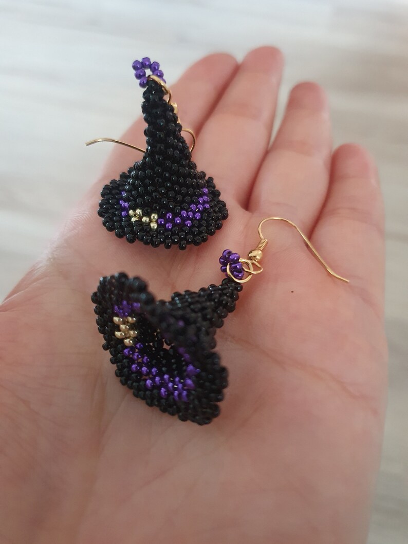 3D Beaded Witch Hat Earrings: Spooky Halloween Dangle Jewelry - Etsy