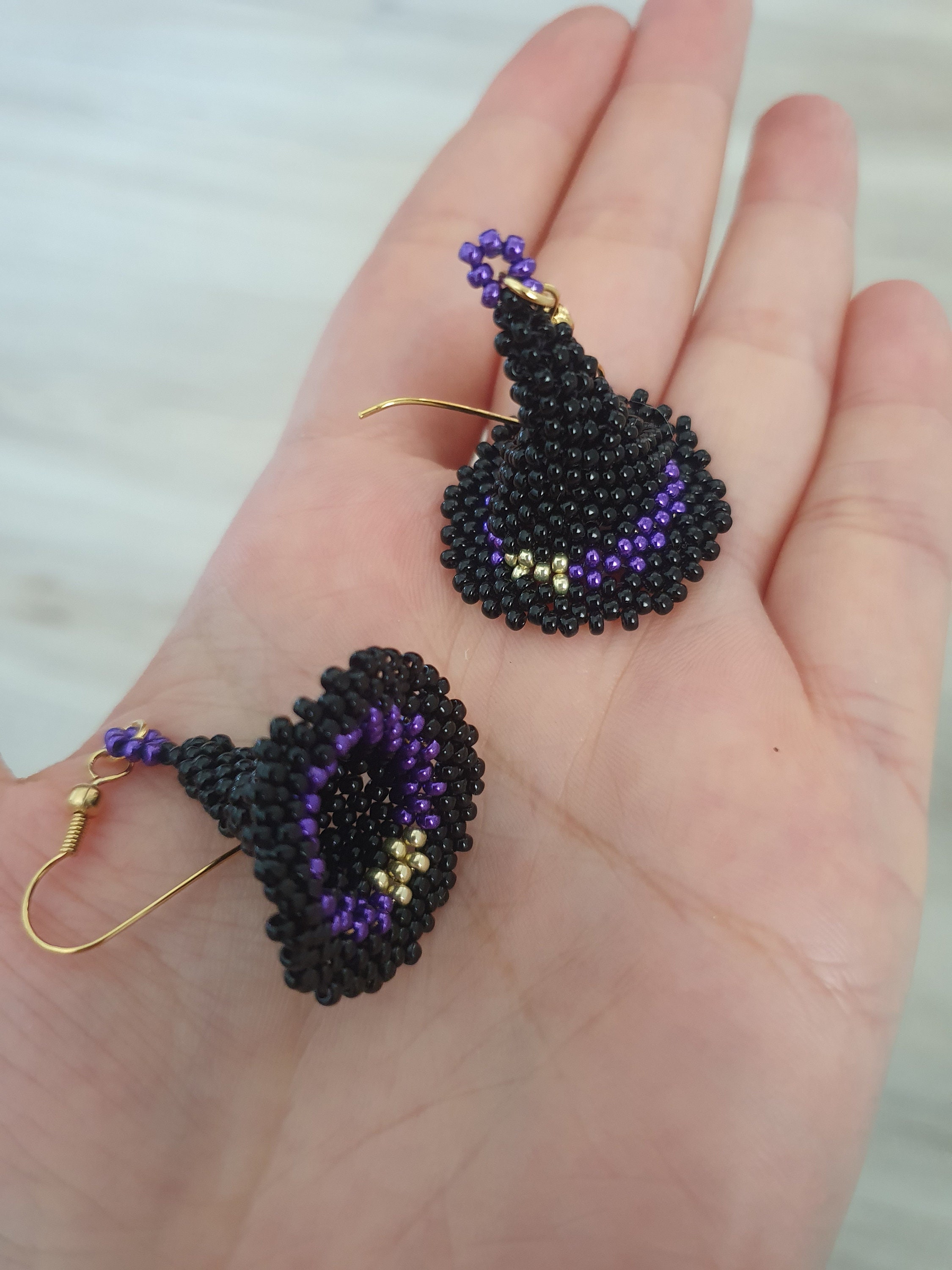 3D Beaded Witch Hat Earrings: Spooky Halloween Dangle Jewelry - Etsy