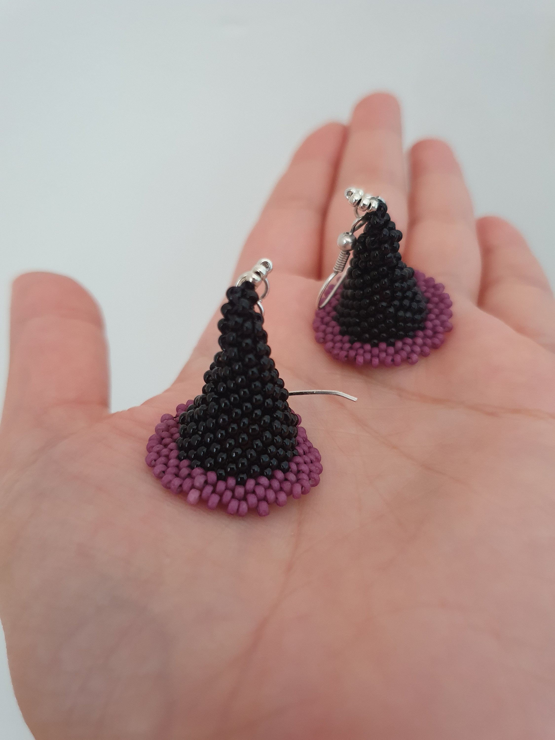 3D Beaded Halloween Witch Hat Earrings: Miyuki Beads, Gothic Jewelry - Etsy