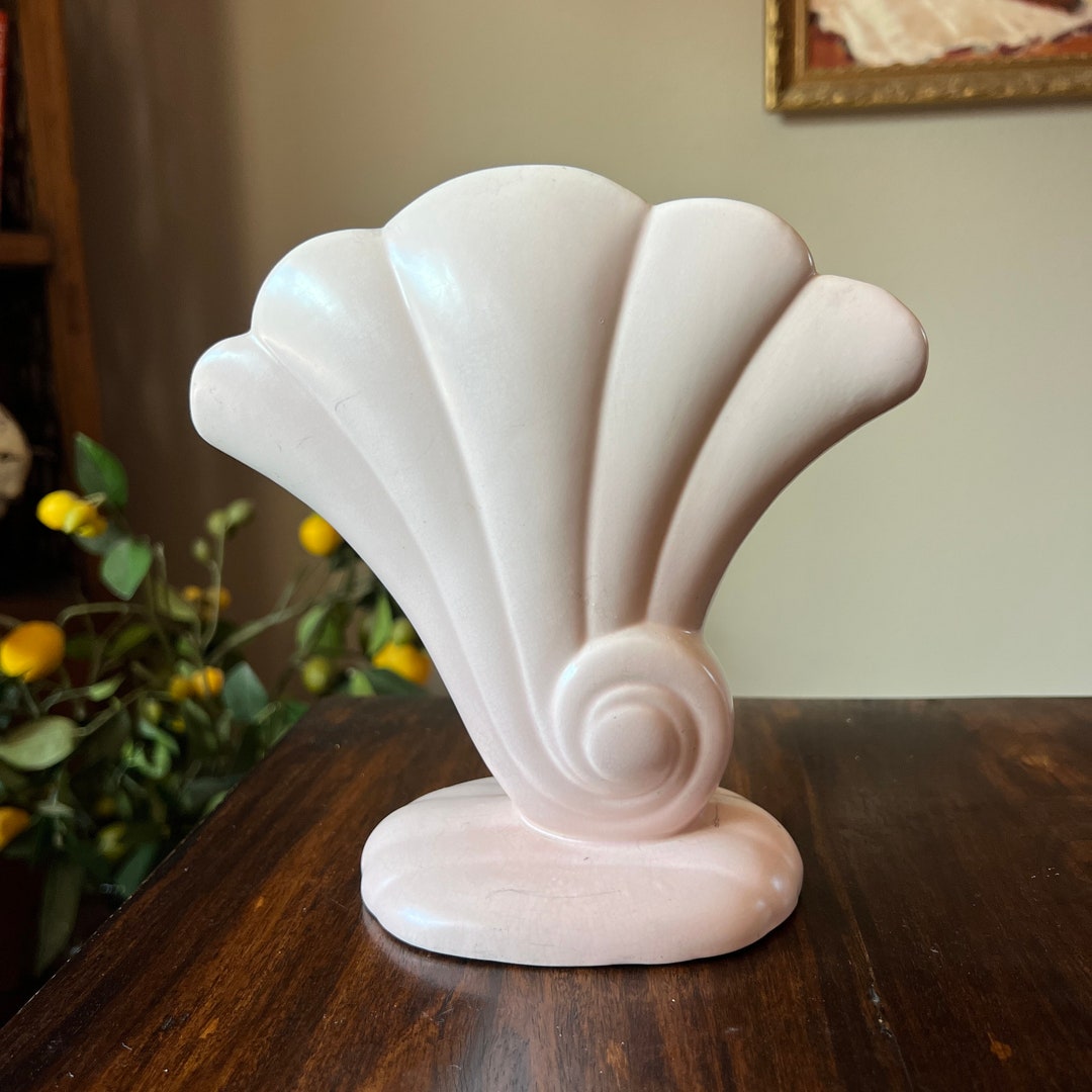 Red Wing Pottery 892 Pastel Pink Shell Vase Vintage Art Deco Seashell ...