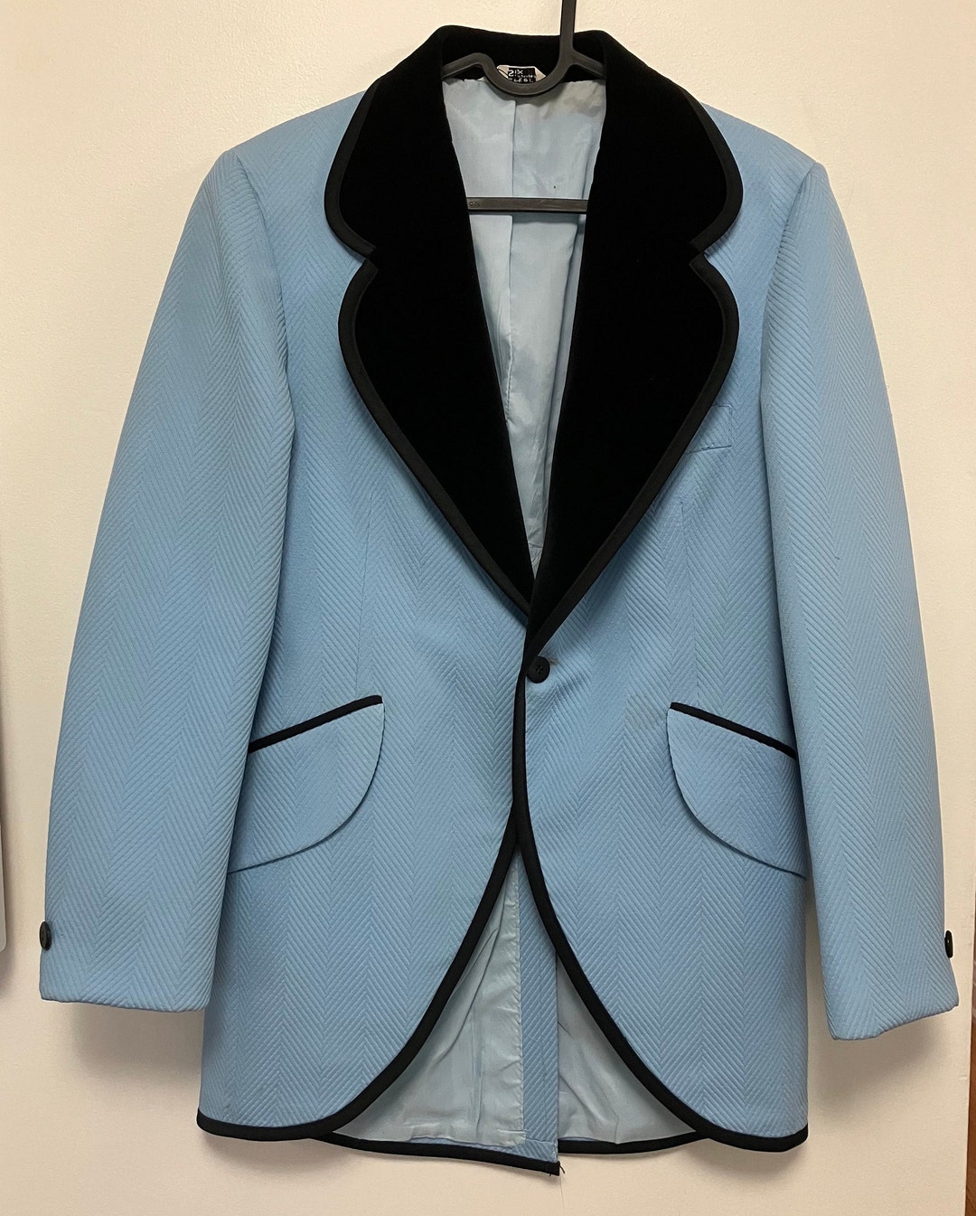 Groovy Retro Powder Blue Tuxedo Coat Dinner Jacket With Black Velvet ...