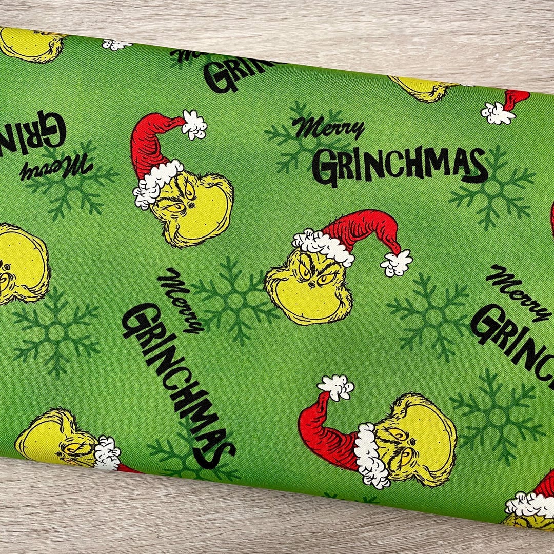 Robert Kaufman Grinch Fabric - Green Merry Grinchmas - How the Grinch ...