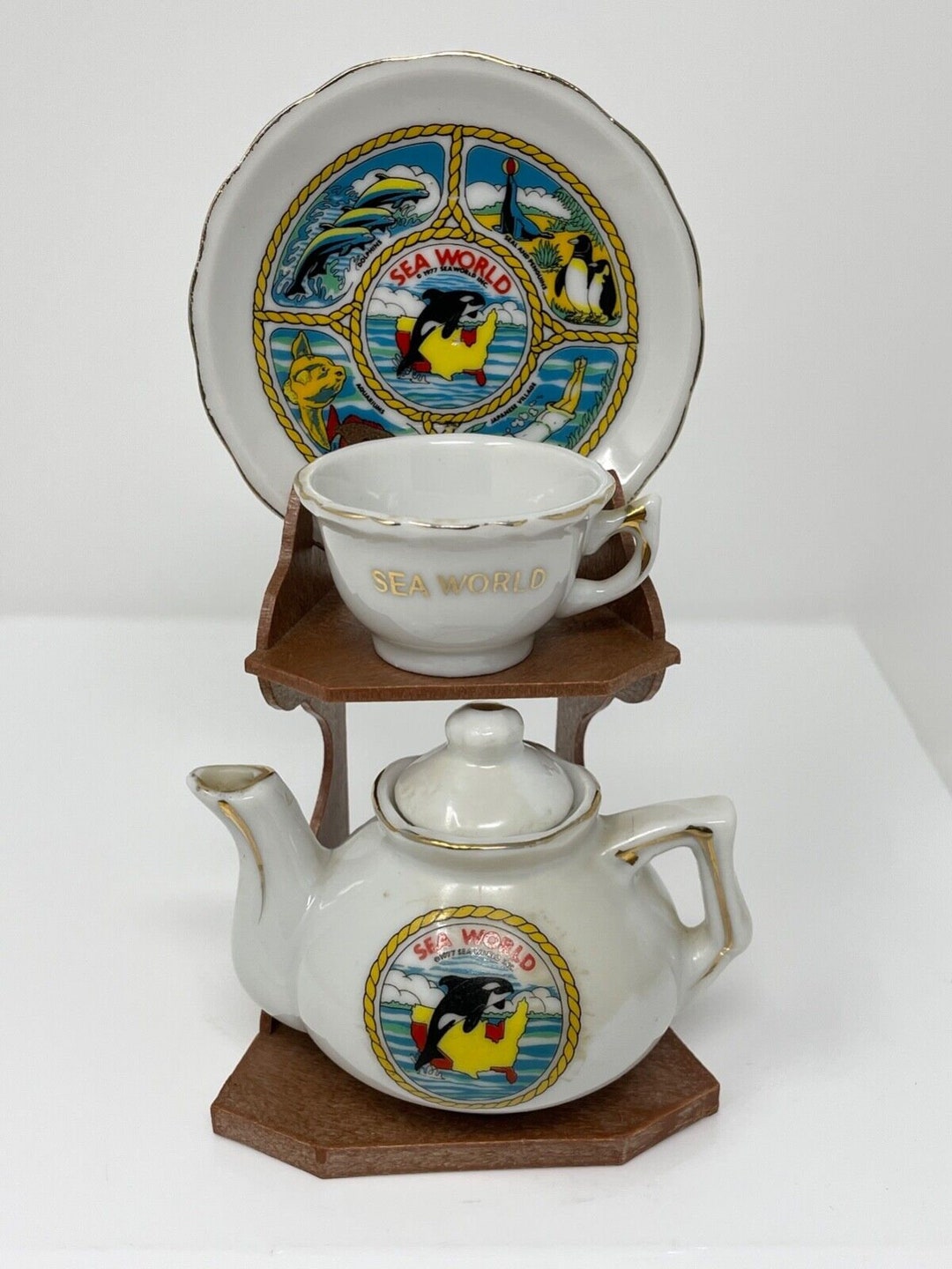 Vintage 1977 Sea World shamusouvenir Teacup-saucer-teapot-stand 4 ...