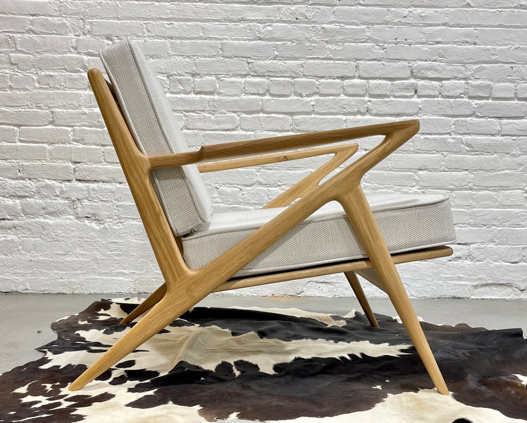 Handcrafted Mid Century Modern Styled OAK LOUNGE CHAIR, Pearl White ...