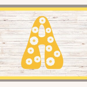 WELCOME Bulletin Board, Groovy Display Board Letters, Daisy Classroom ...