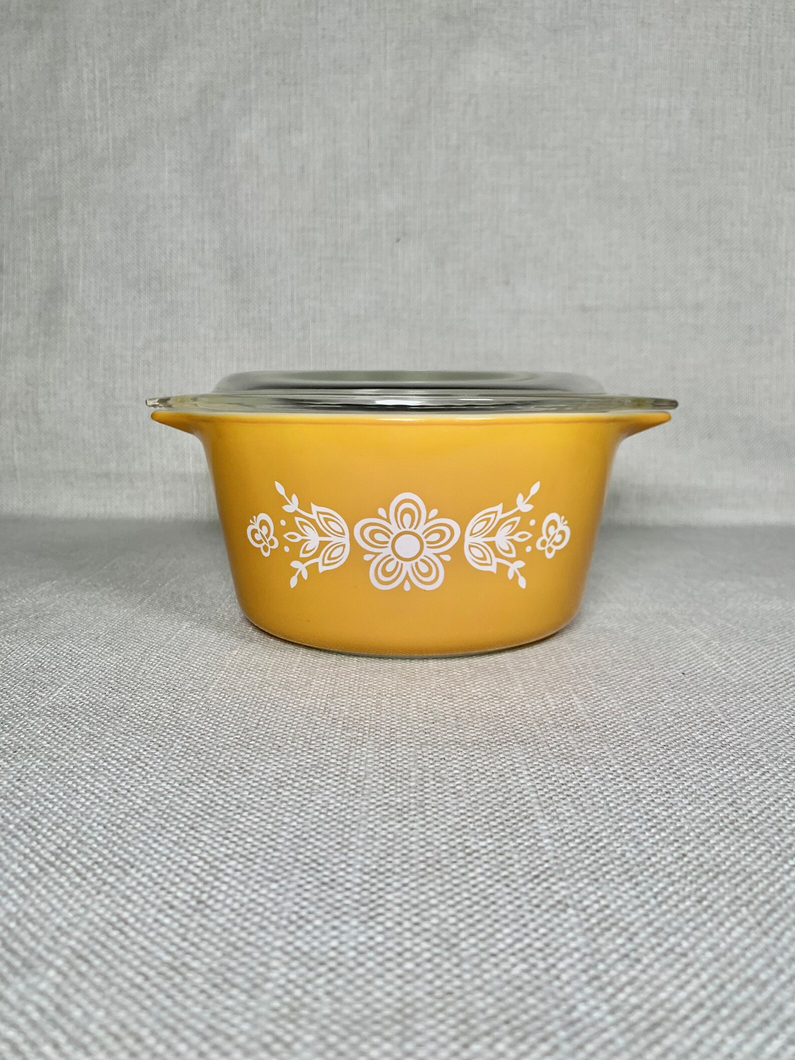 Vintage 1qt. Butterfly Gold Pyrex Covered Casserole. - Etsy