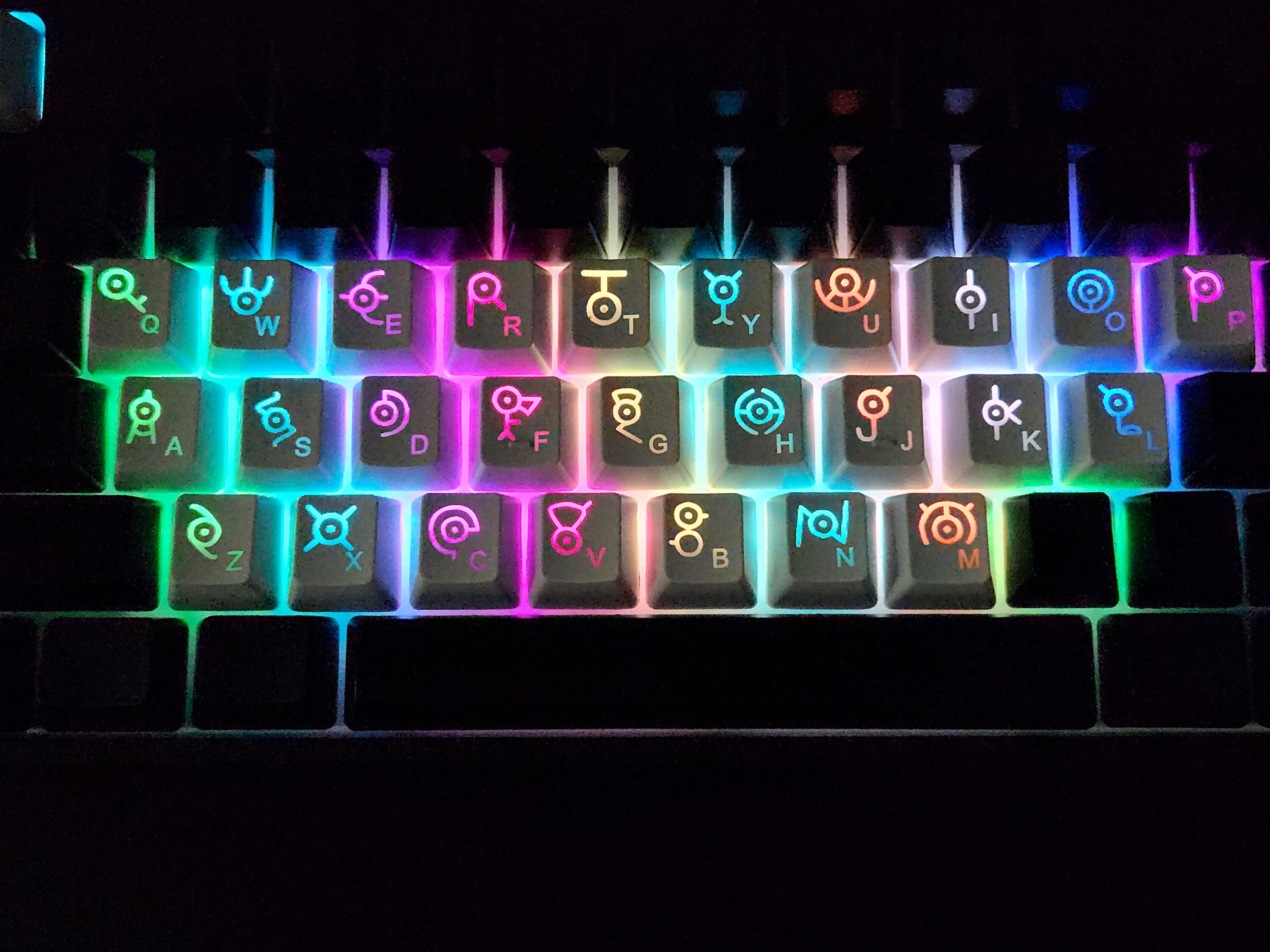 Pokemon Unown OFF WHITE Backlit Keycap Set (A to Z / 26 Keycaps ...