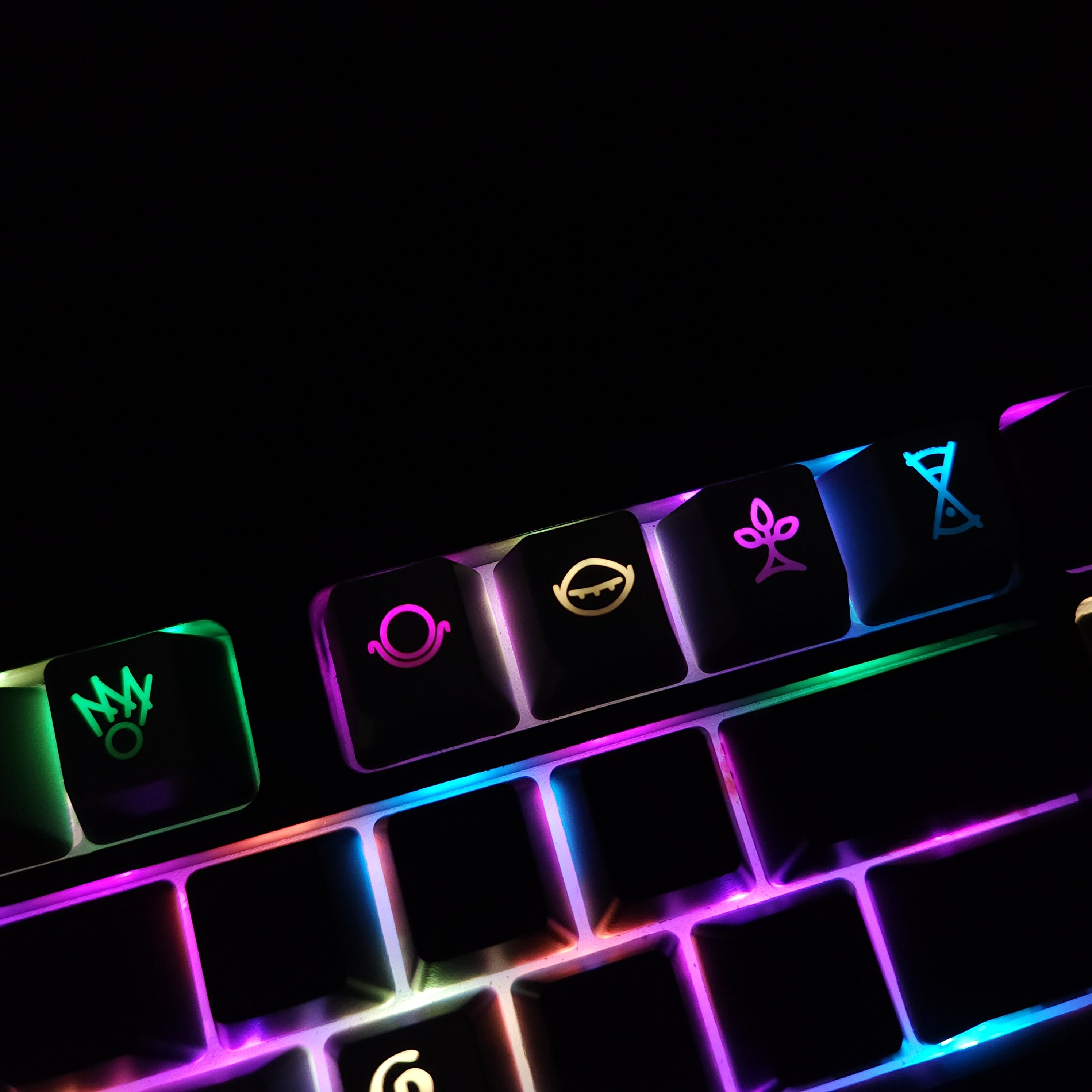 Low Profile - FFXIV Backlit Keycaps (A to Z / 26 Keycaps) | FFXIV "the ...